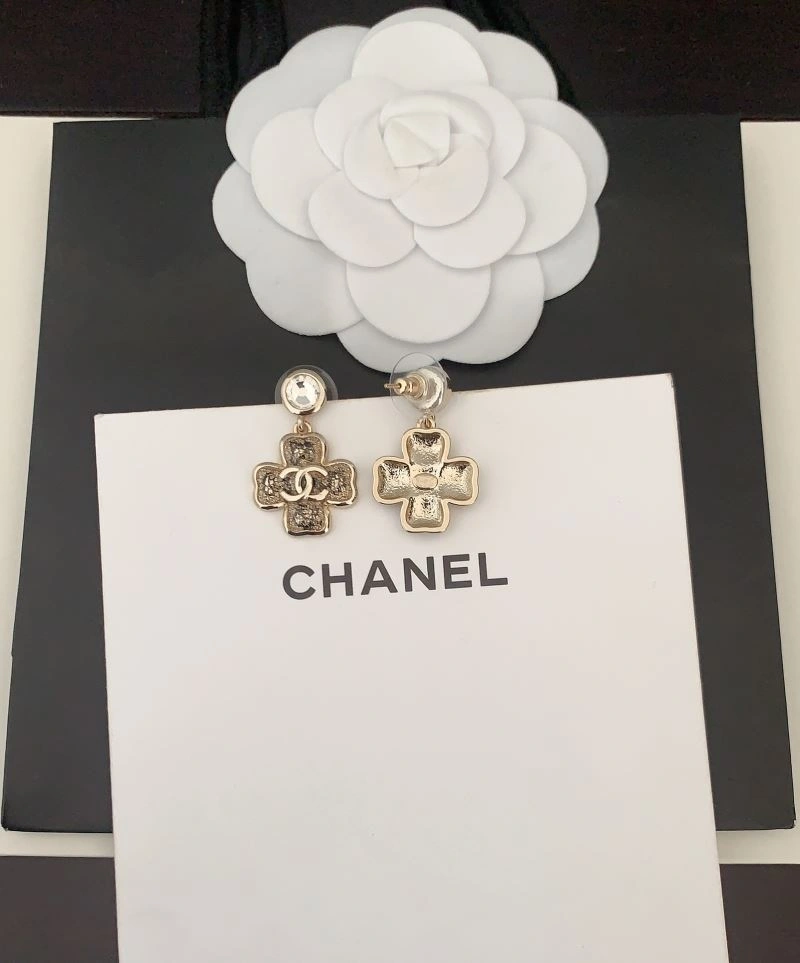 Top match Chanel Earrings