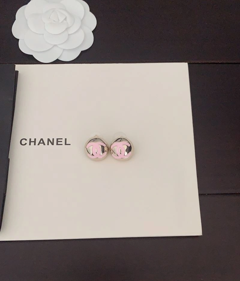 Top match Chanel Earrings