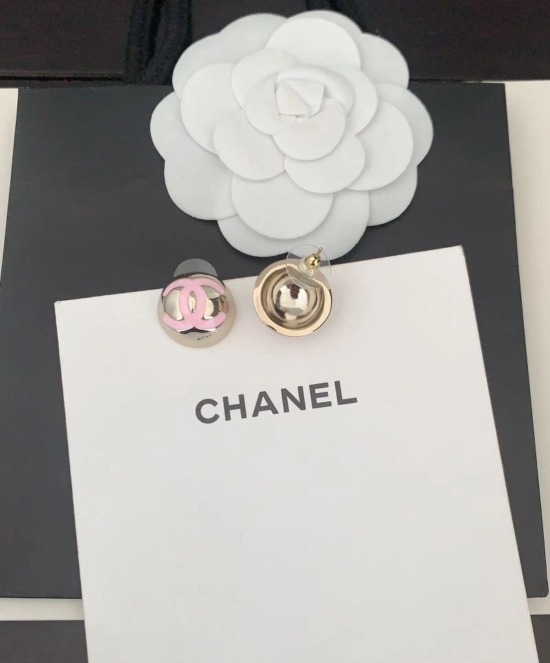 Top match Chanel Earrings