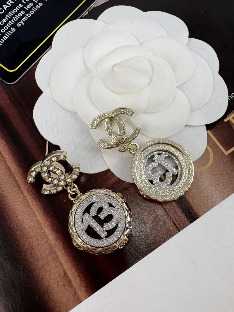 Top match Chanel Earrings