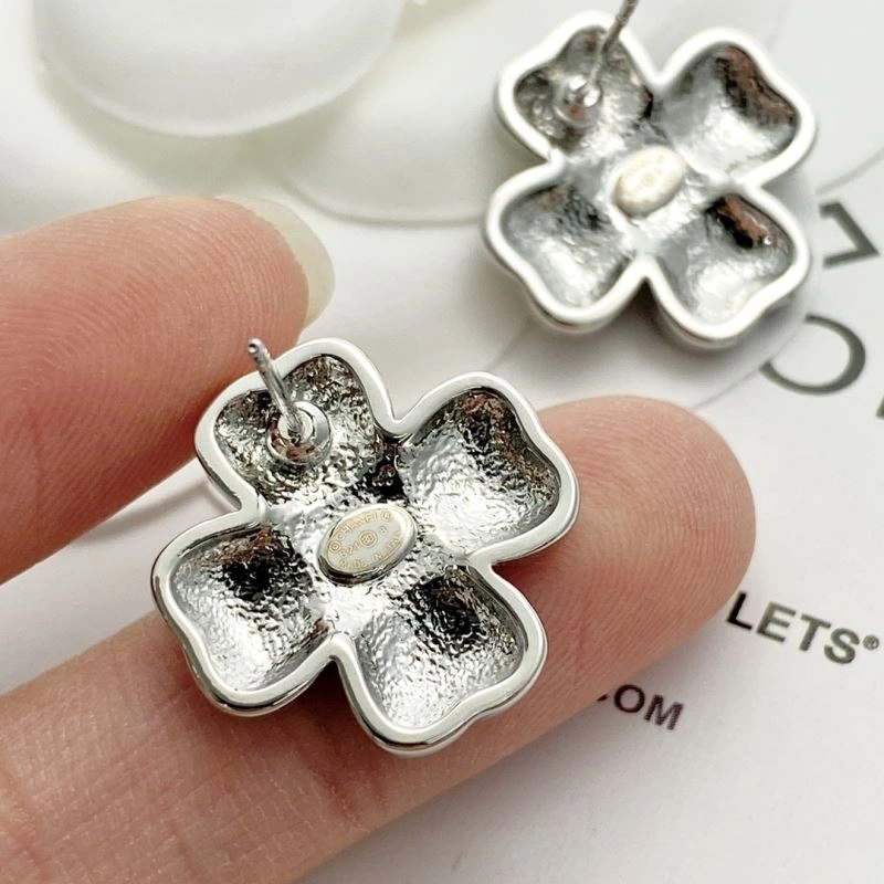 High fidelity Chanel Earrings