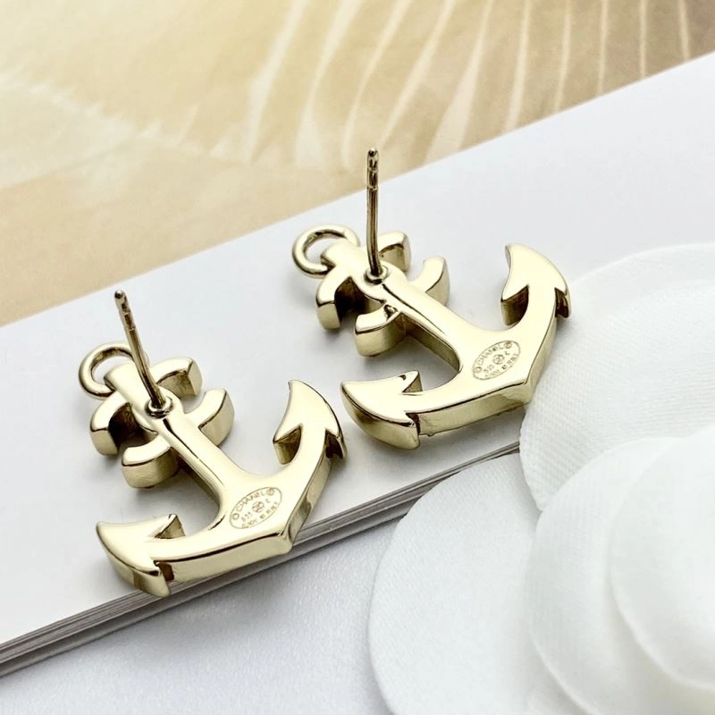Top match Chanel Earrings