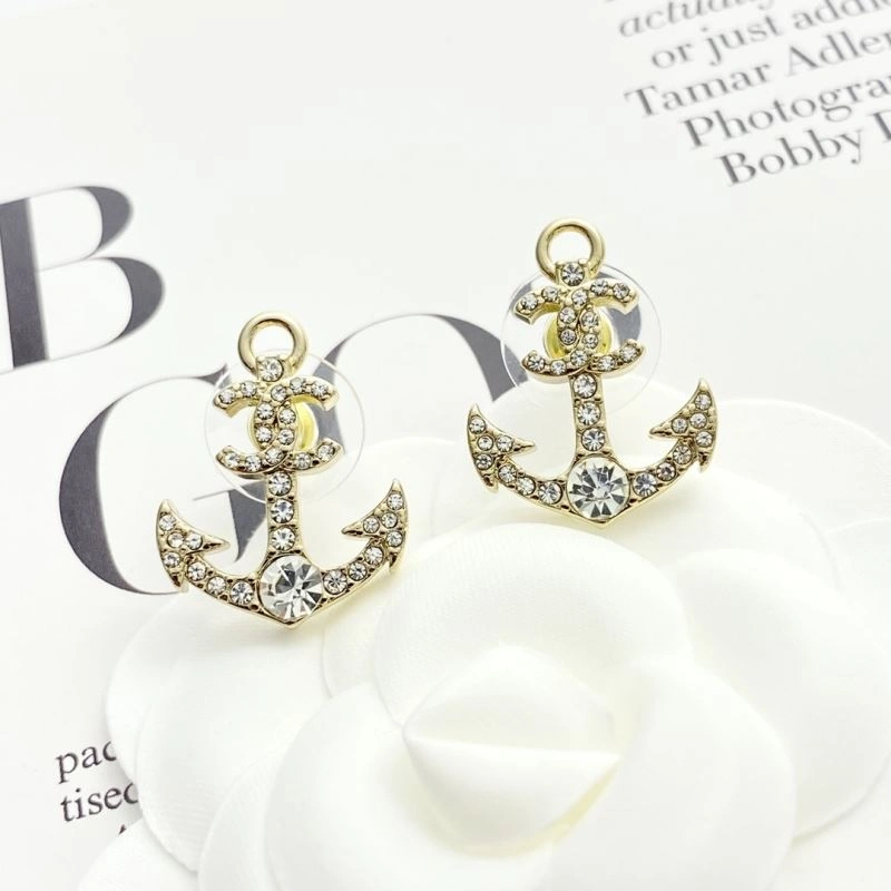 Top match Chanel Earrings