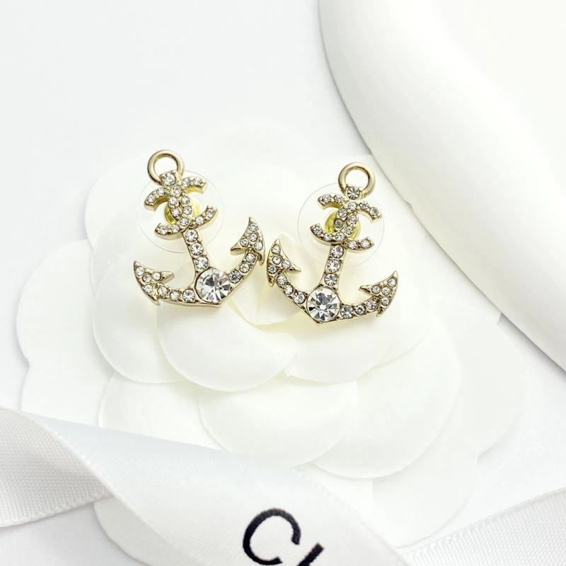 Top match Chanel Earrings