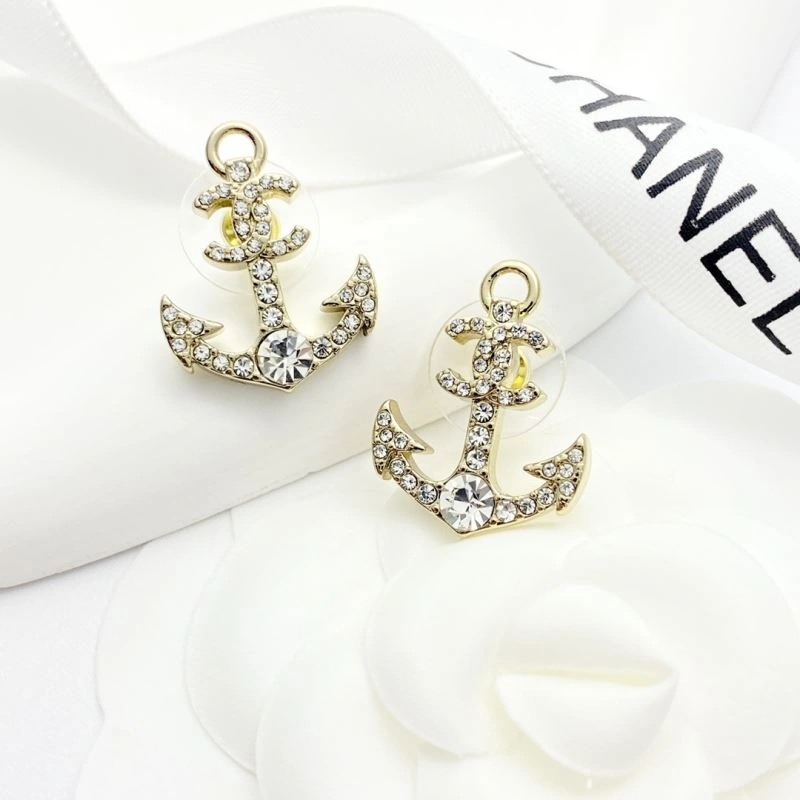 Top match Chanel Earrings