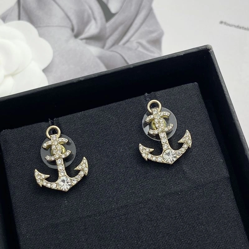 Top match Chanel Earrings