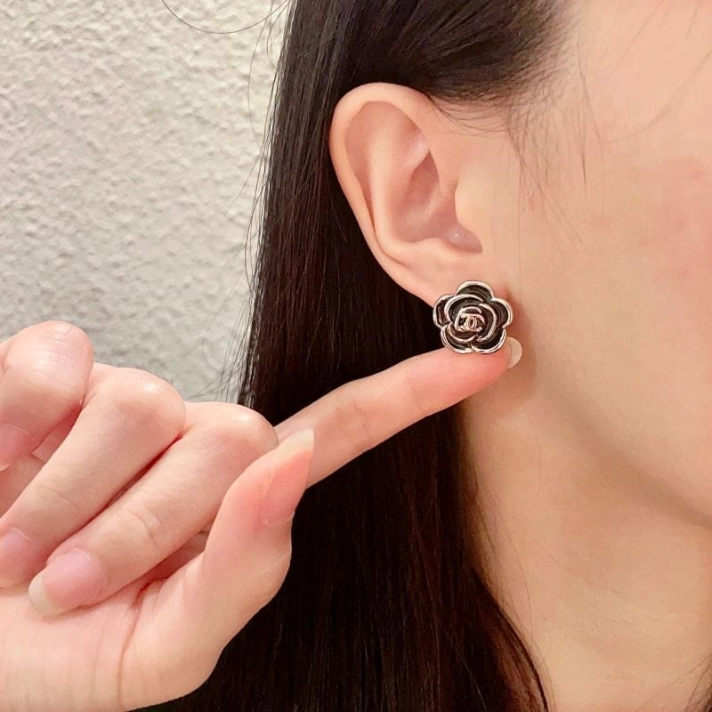 Low-cost Chanel Earrings