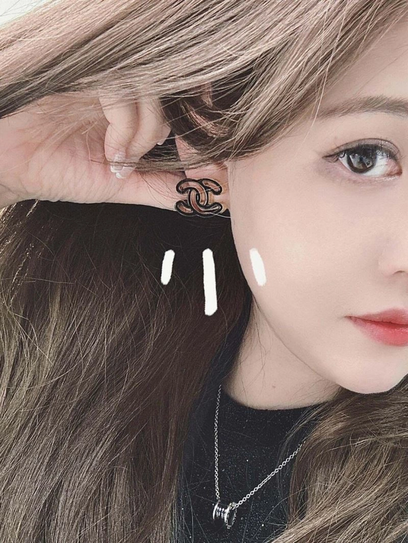 Top mirror Chanel Earrings