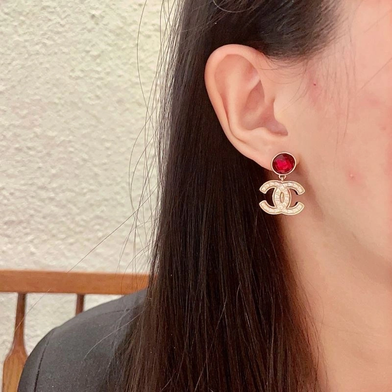 Top mirror Chanel Earrings