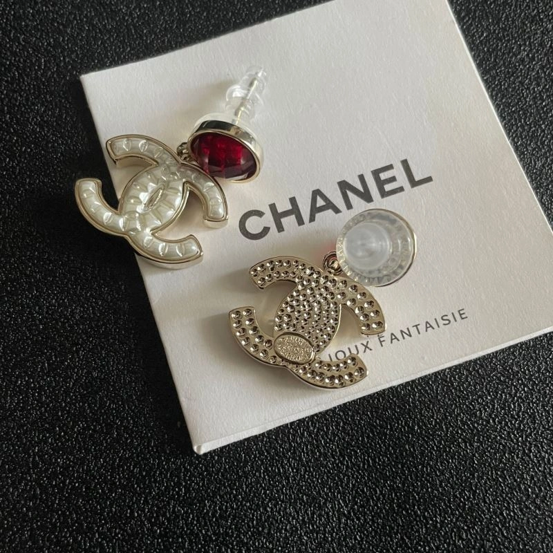 Top mirror Chanel Earrings