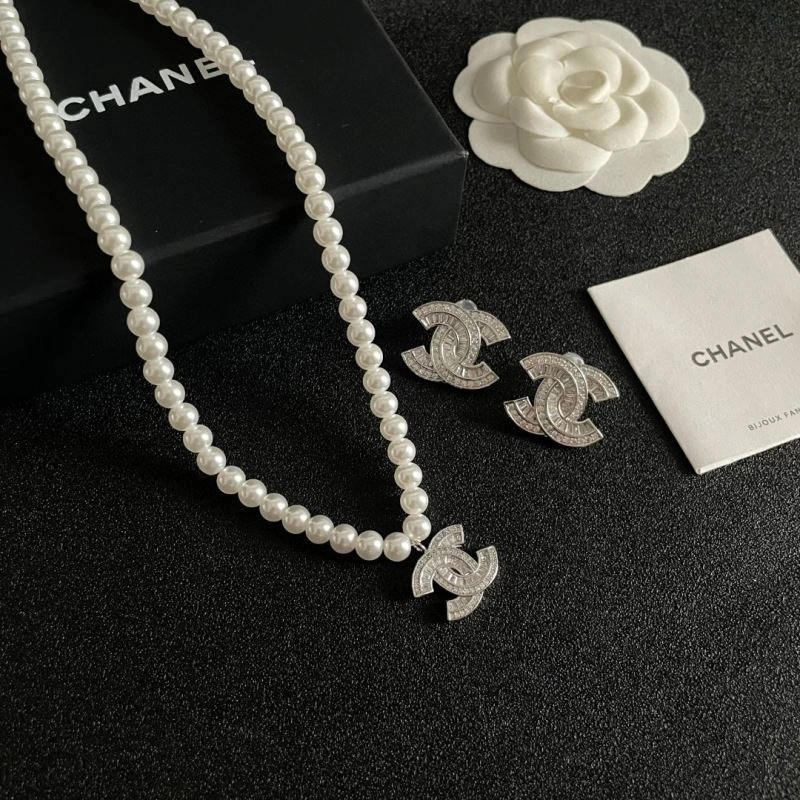Accurate model Chanel Earrings