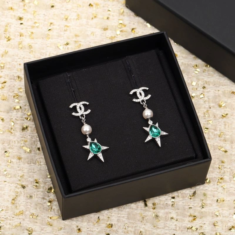 Top mirror Chanel Earrings