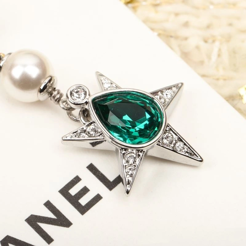 Top mirror Chanel Earrings