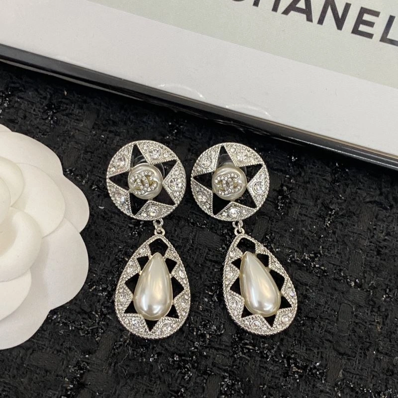 High accuracy Chanel Earrings
