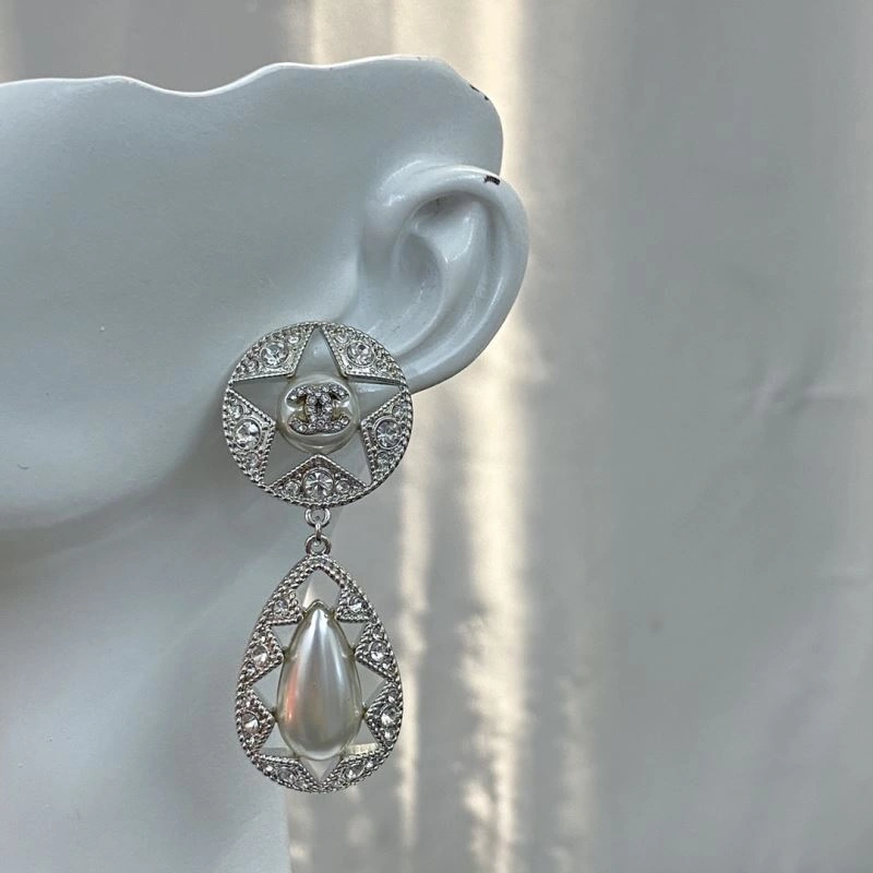 High accuracy Chanel Earrings