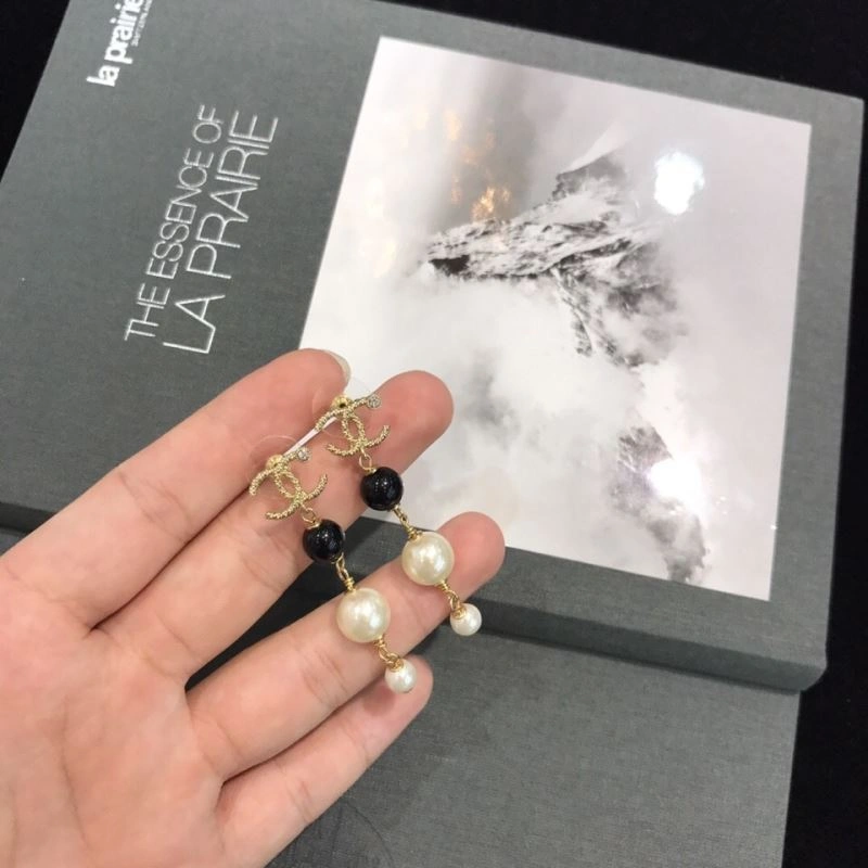 Low-cost Chanel Earrings