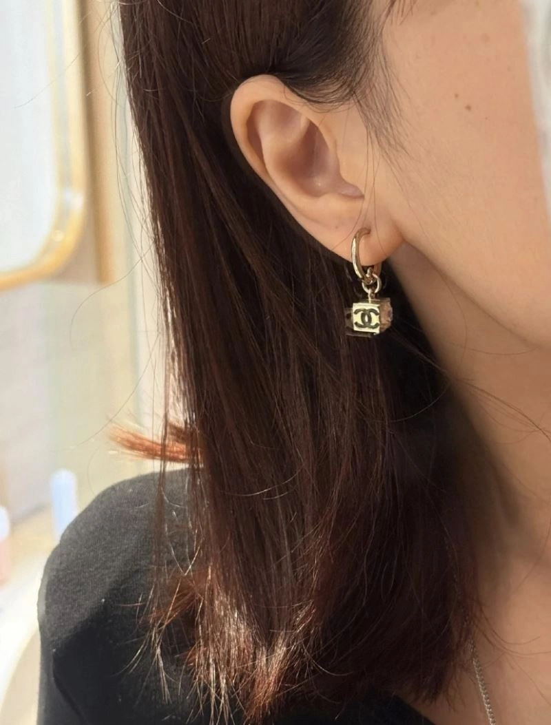 Perfect replica Chanel Earrings