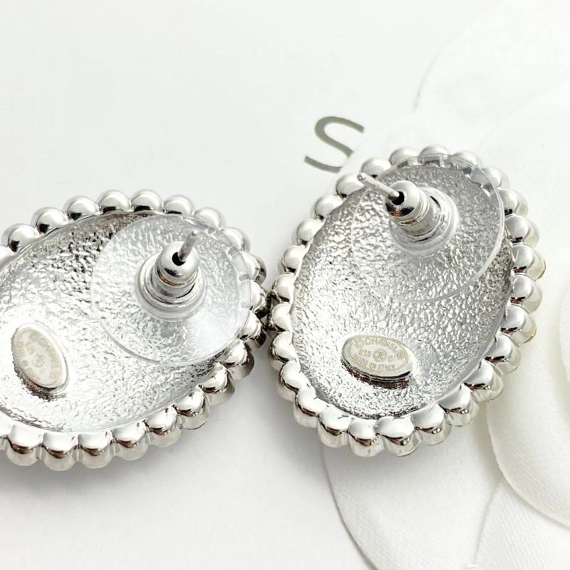 High accuracy Chanel Earrings