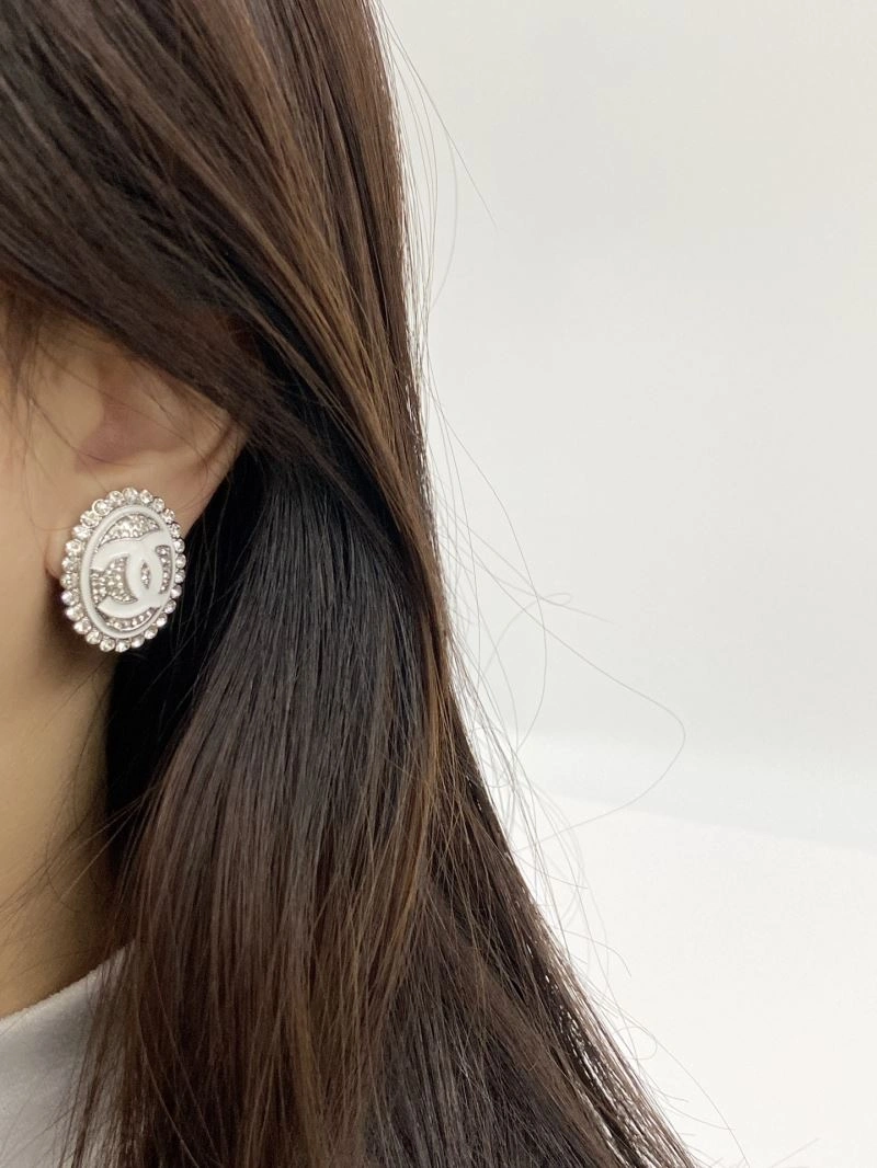 High accuracy Chanel Earrings