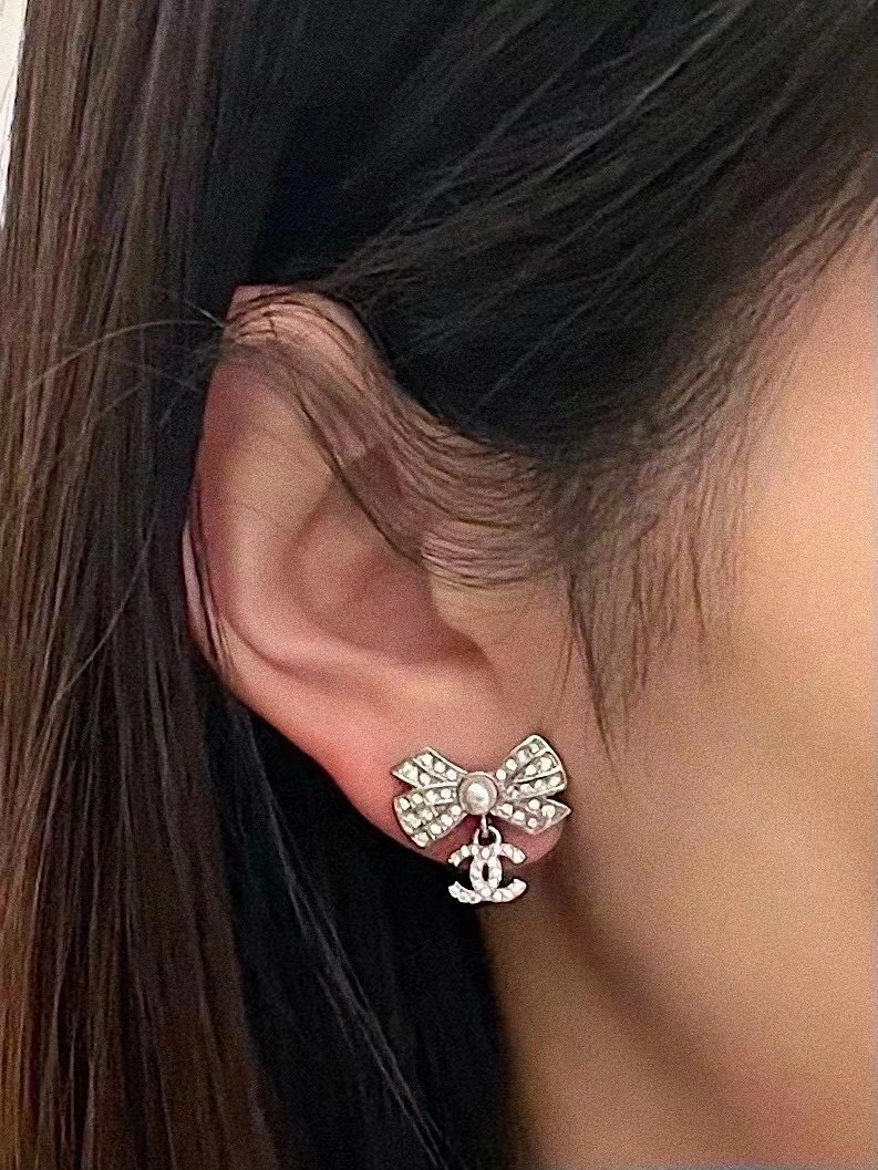 High accuracy Chanel Earrings