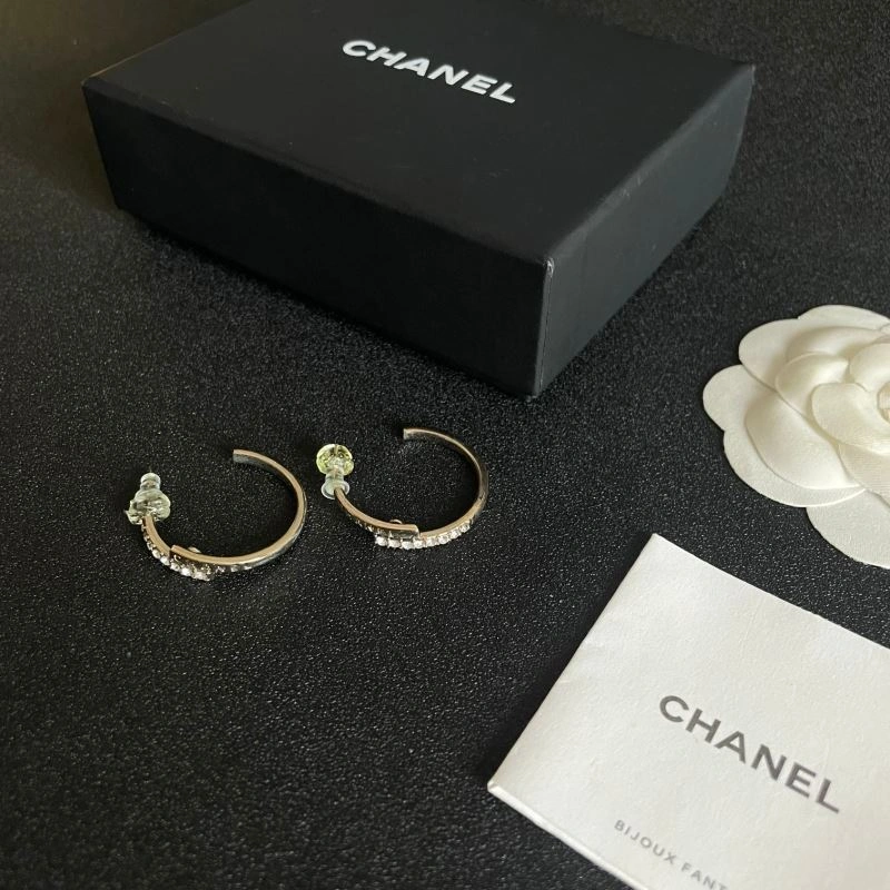 Low-cost Chanel Earrings