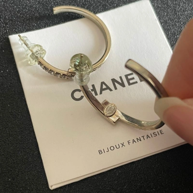 Low-cost Chanel Earrings