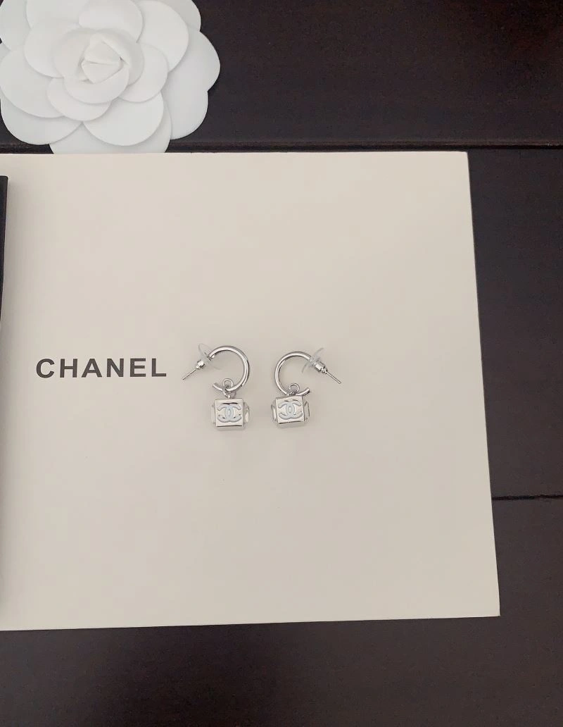 Accurate model Chanel Earrings