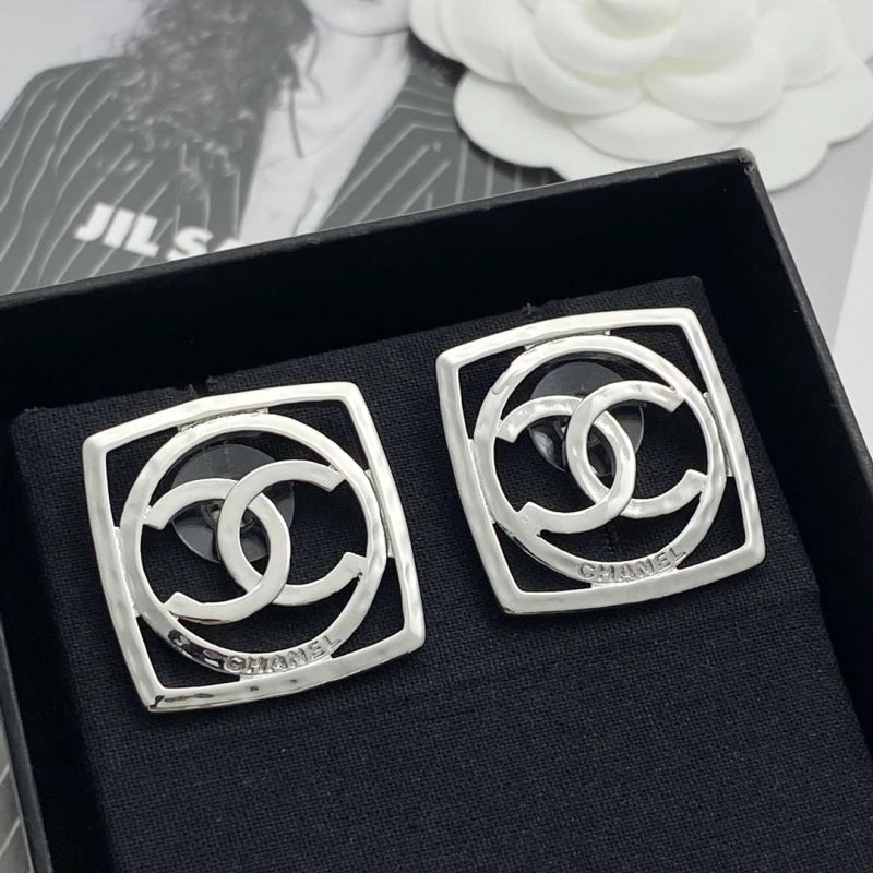Accurate model Chanel Earrings