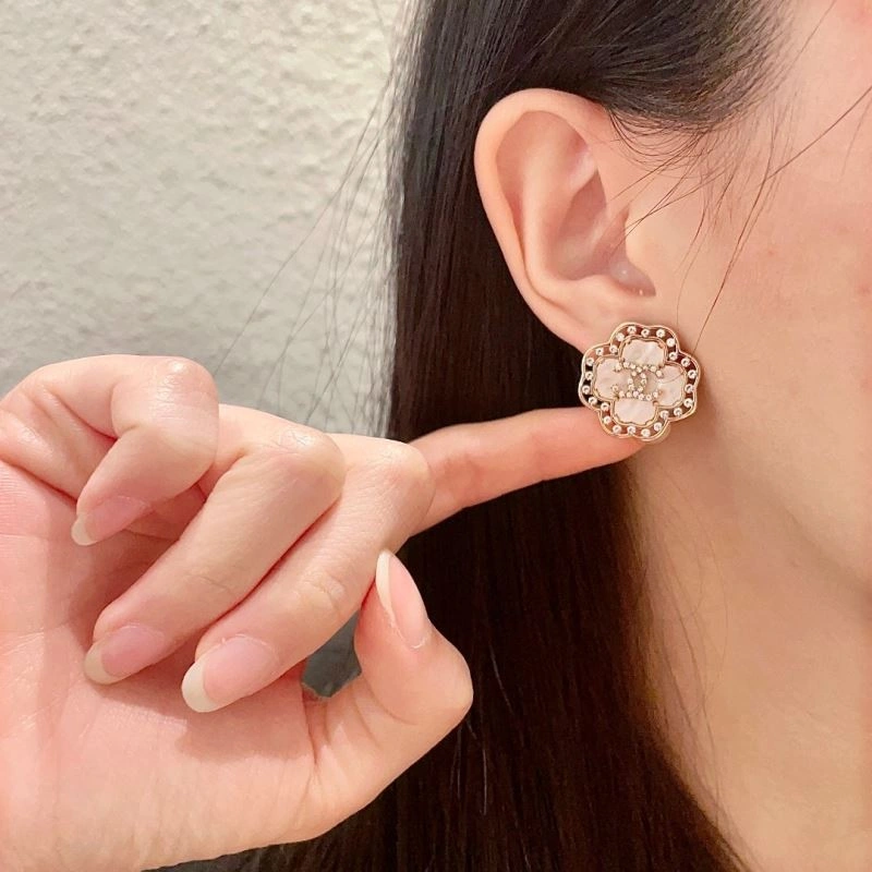 Perfect replica Chanel Earrings
