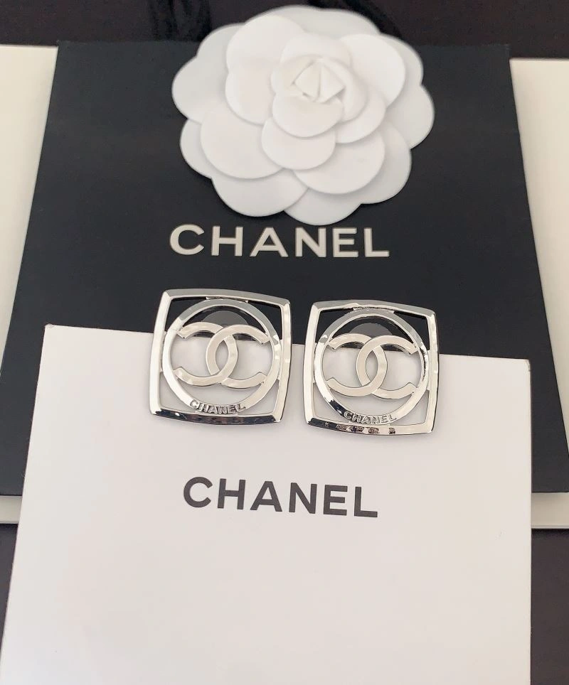 High accuracy Chanel Earrings