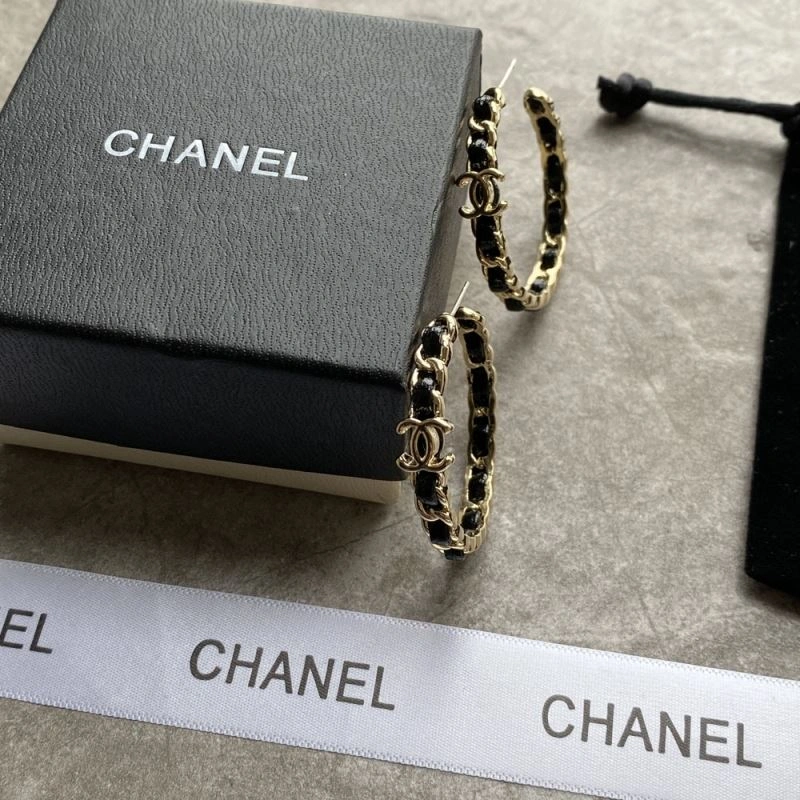 Top mirror Chanel Earrings