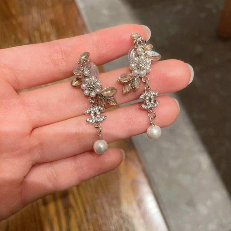 Accurate model Chanel Earrings