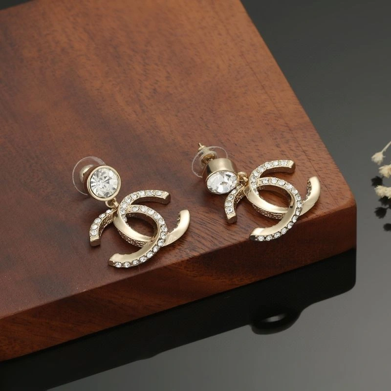 Top mirror Chanel Earrings
