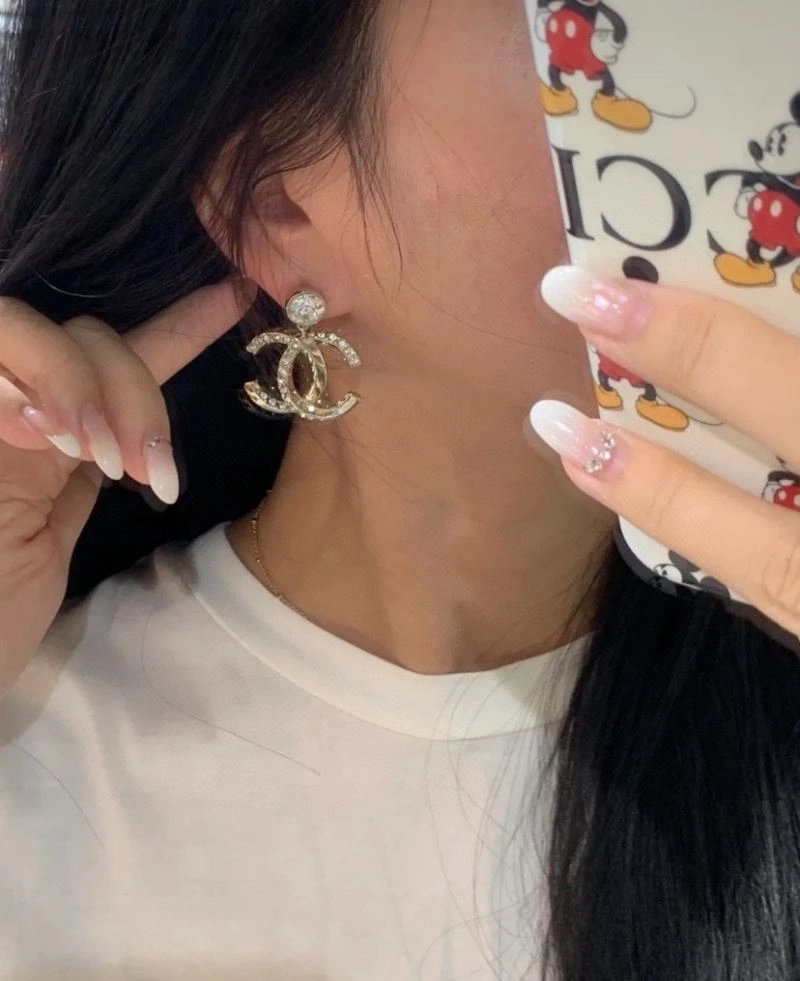 Top mirror Chanel Earrings