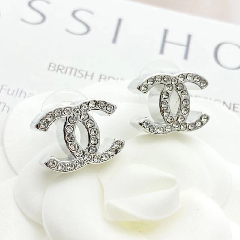 High accuracy Chanel Earrings