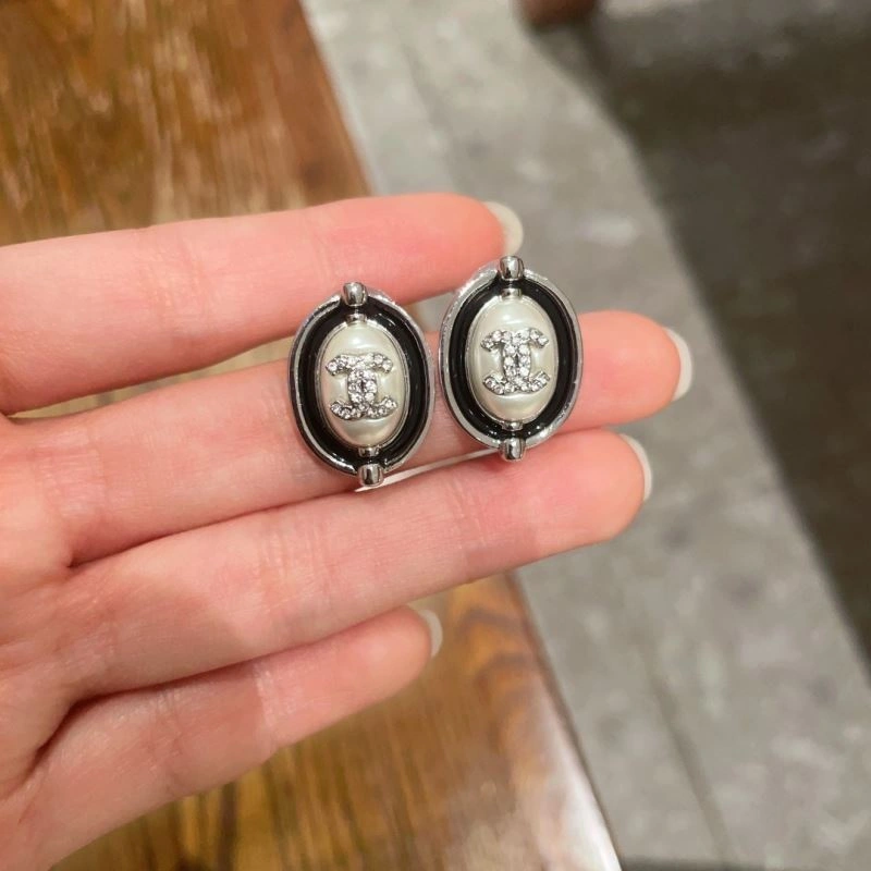 Accurate model Chanel Earrings