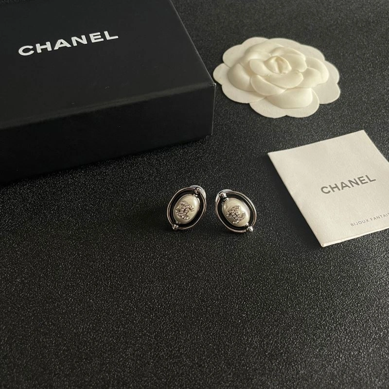 Accurate model Chanel Earrings