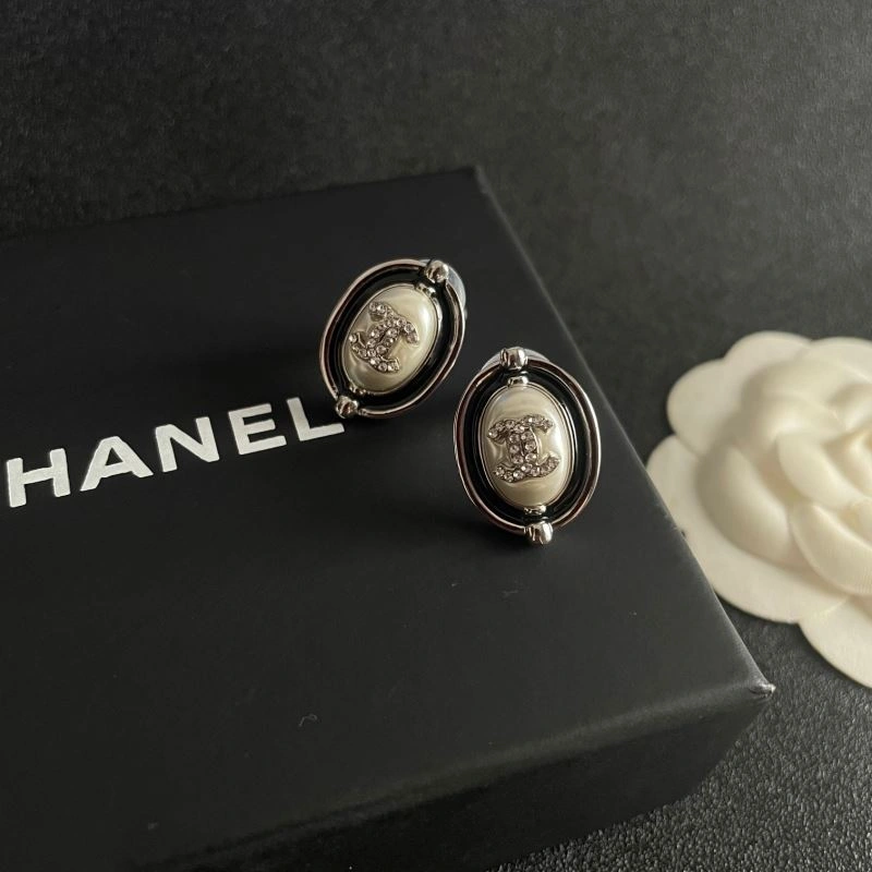 Accurate model Chanel Earrings