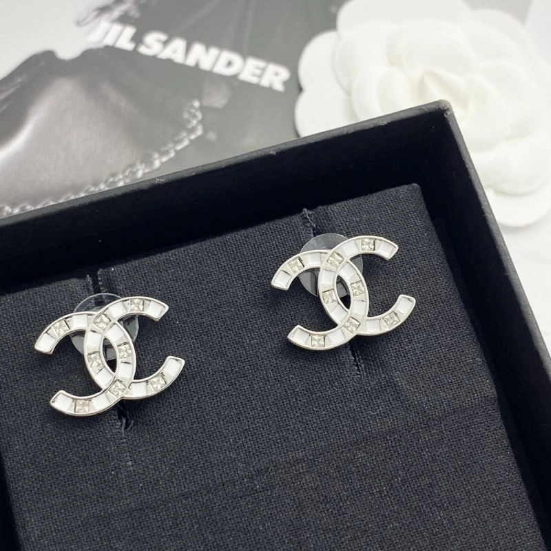 Top match Chanel Earrings