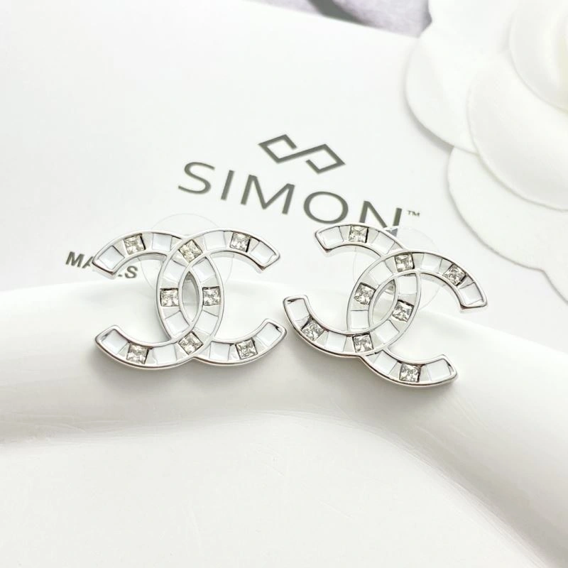 Top match Chanel Earrings
