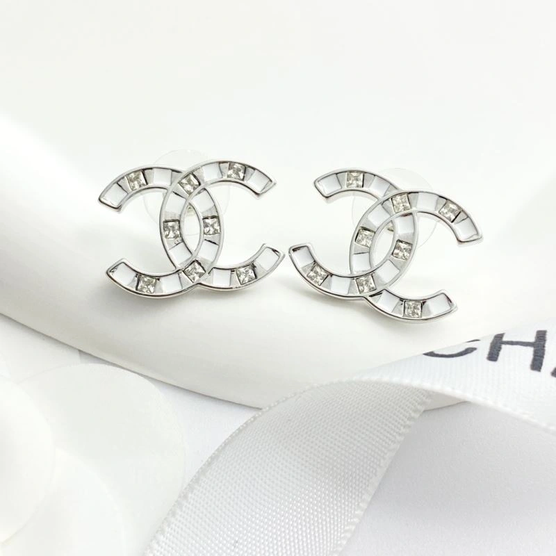 Top match Chanel Earrings