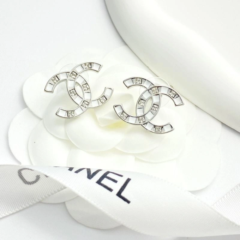 Top match Chanel Earrings