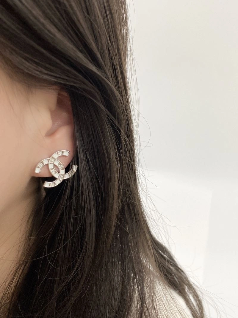 Top match Chanel Earrings