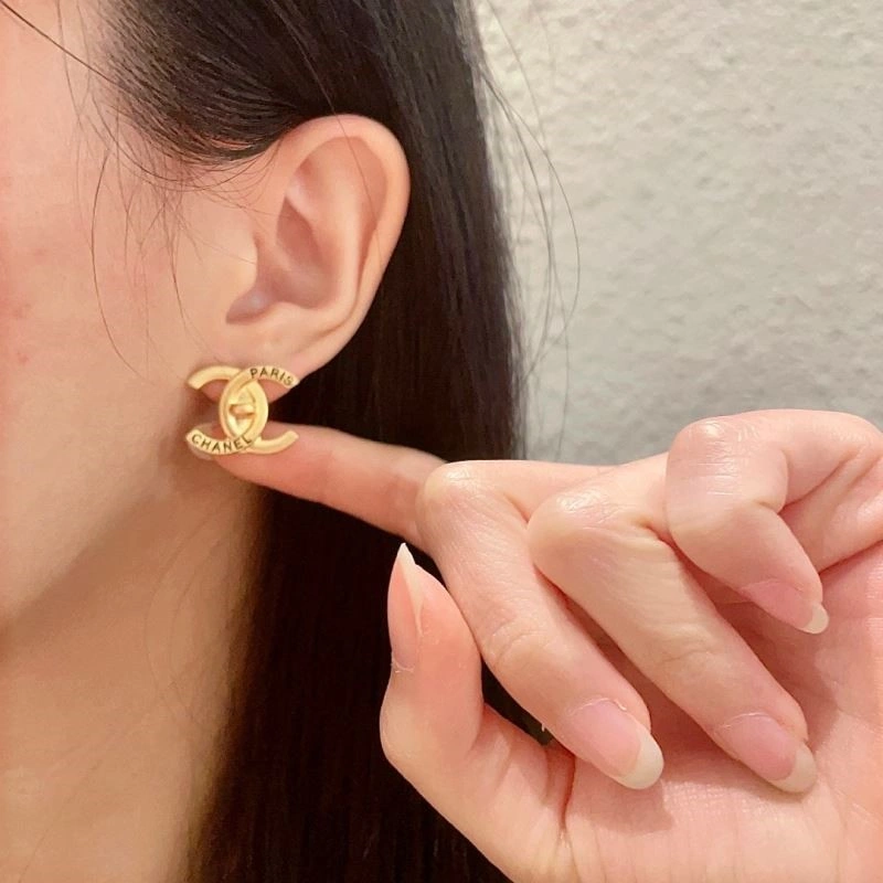 High accuracy Chanel Earrings
