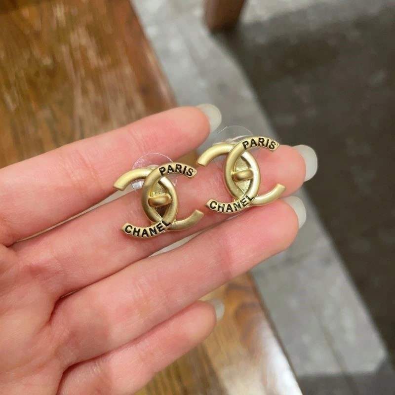 High accuracy Chanel Earrings