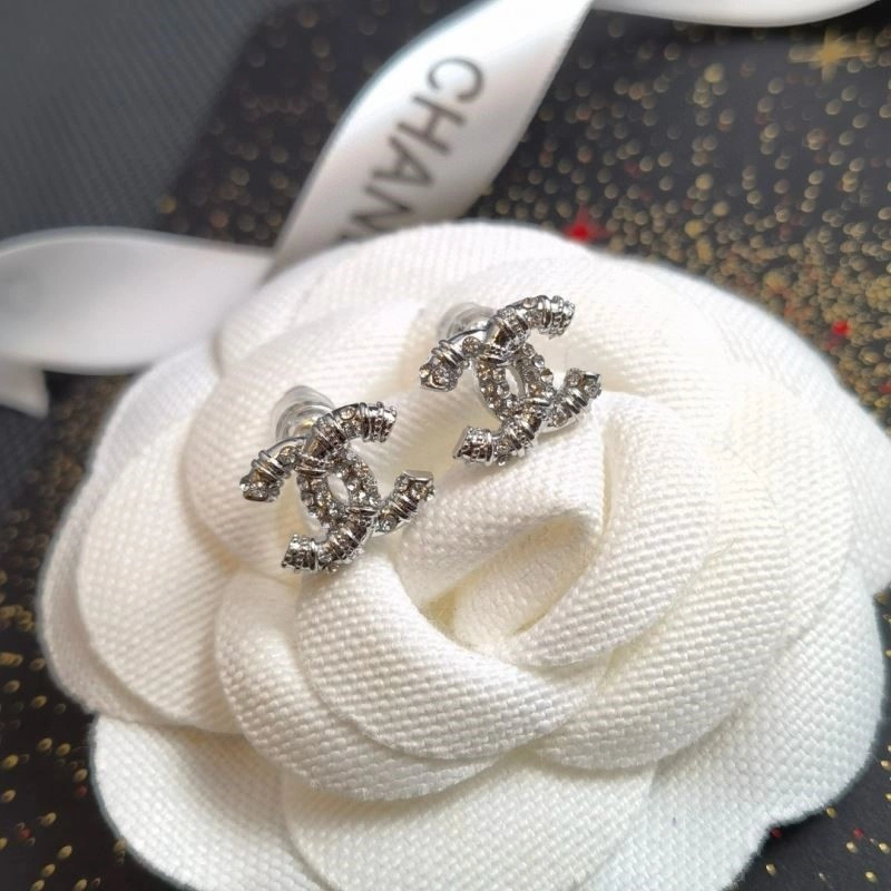 High accuracy Chanel Earrings