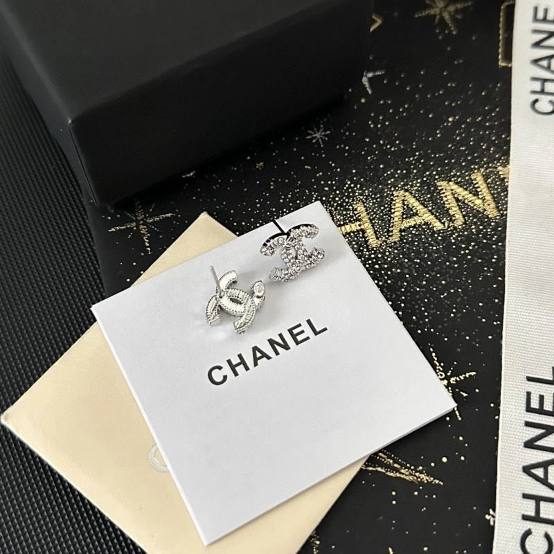 High accuracy Chanel Earrings