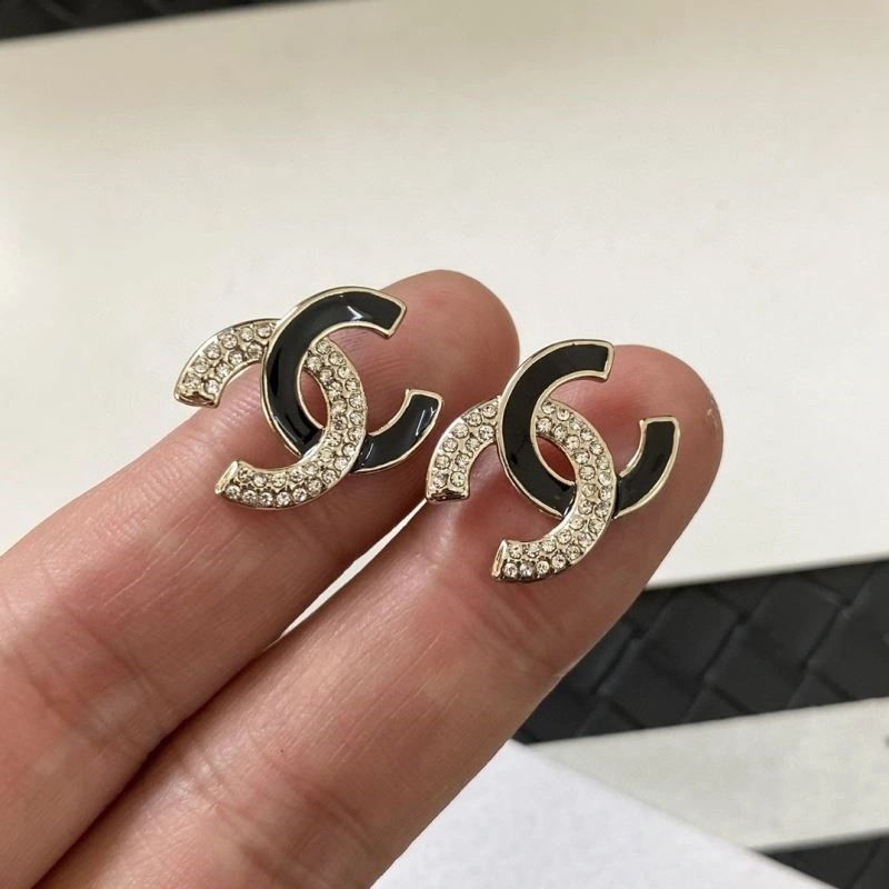 High accuracy Chanel Earrings