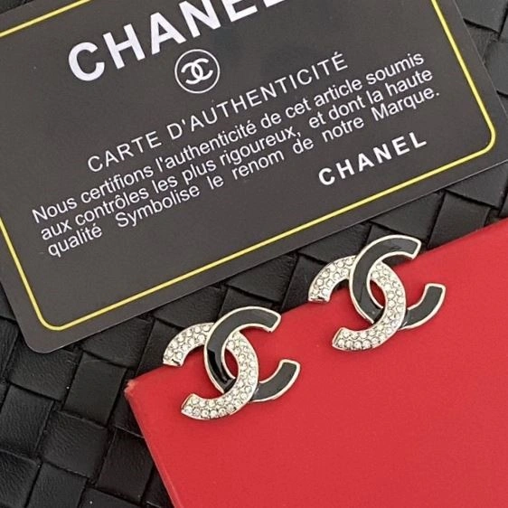 High accuracy Chanel Earrings