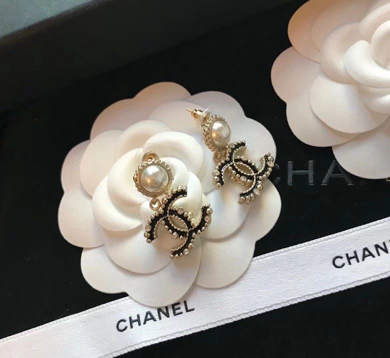 Brand-authenticated Chanel Earrings
